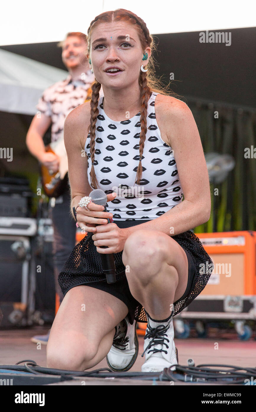 Milwaukee, Wisconsin, USA. 27th June, 2015. Singer MANDY LEE of ...