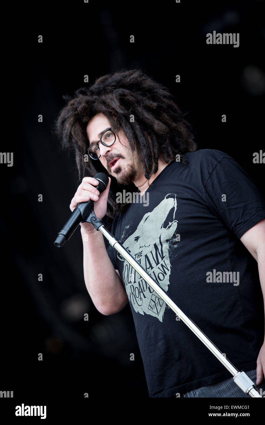 Counting crows live concert hi-res stock photography and images - Alamy