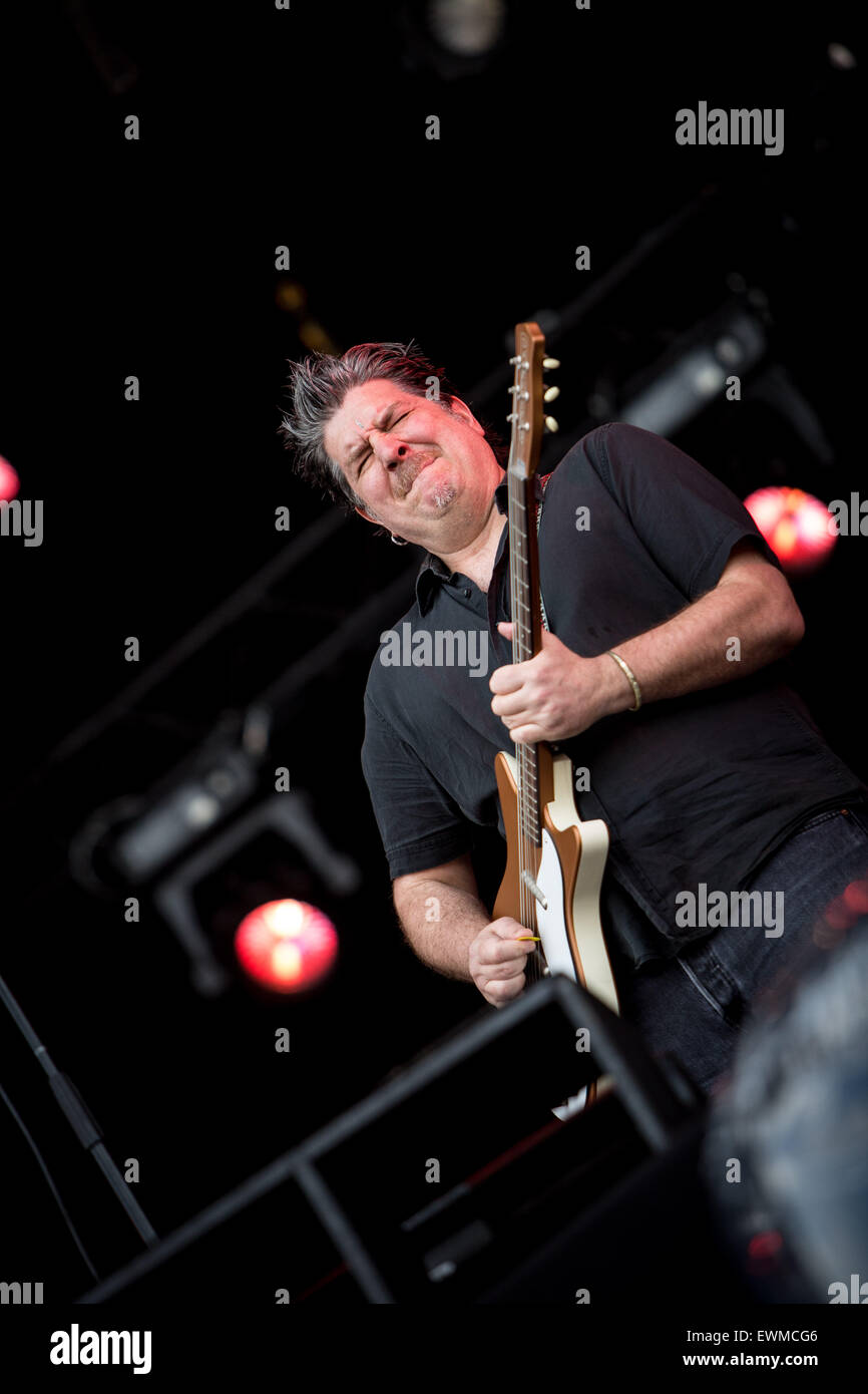Counting crows live concert hi-res stock photography and images - Alamy