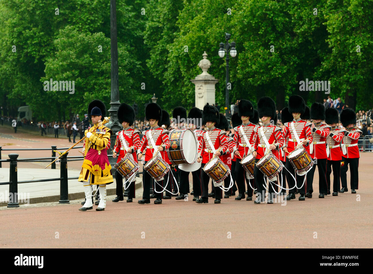 Annual trooping colour parade hi-res stock photography and images - Alamy