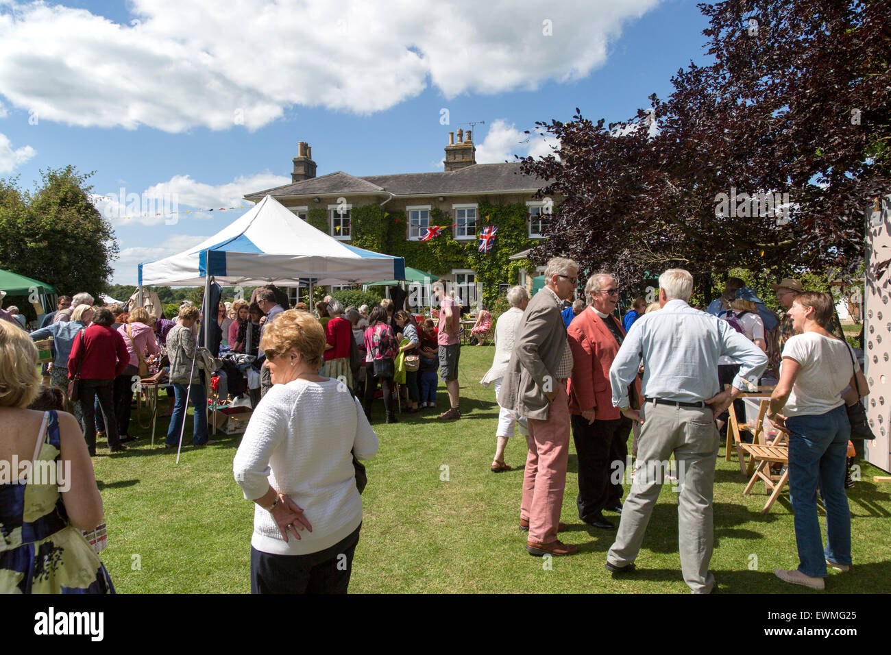 Village fete england hi-res stock photography and images - Alamy