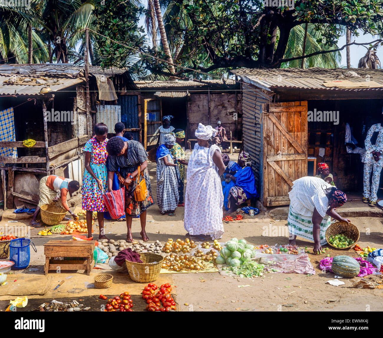 African vegetable sellers hi-res stock photography and images - Alamy