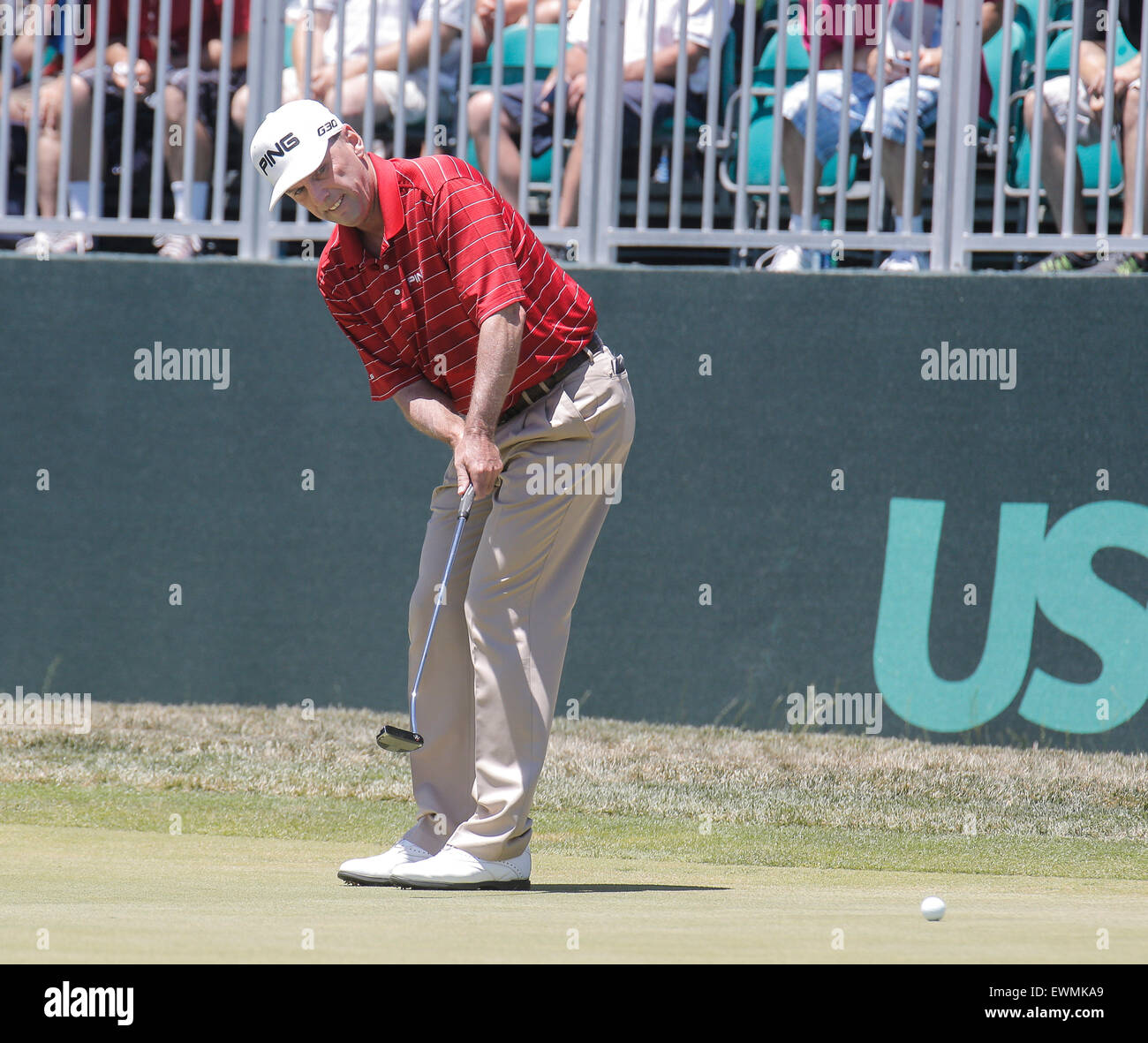 Sacramento, CA. 28th June, 2015. Kevin Sutherland at the 8th hole ...
