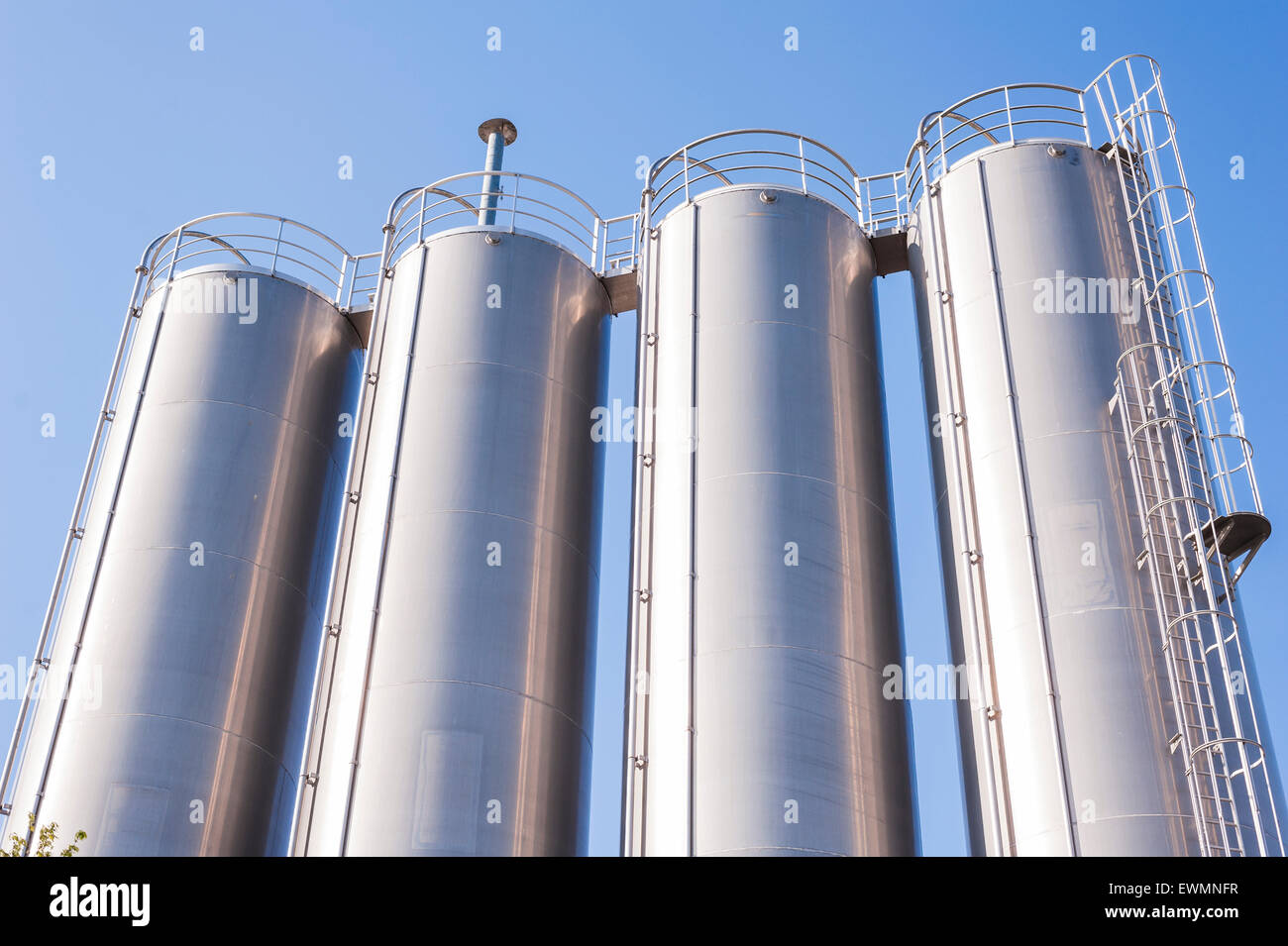 Detail of chemical plant, silos and pipes Stock Photo - Alamy