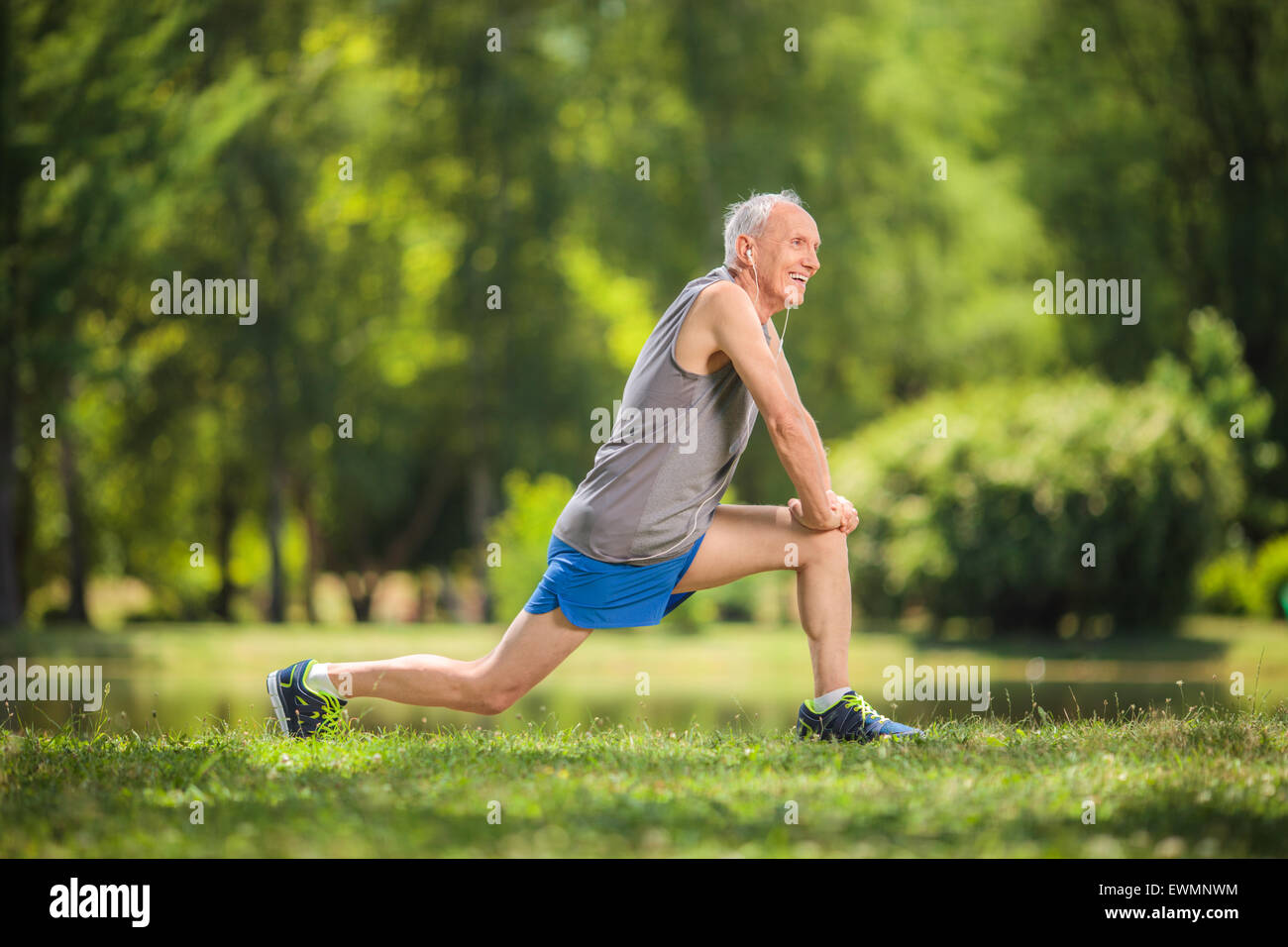 Senior stretching exercise training hi-res stock photography and images ...