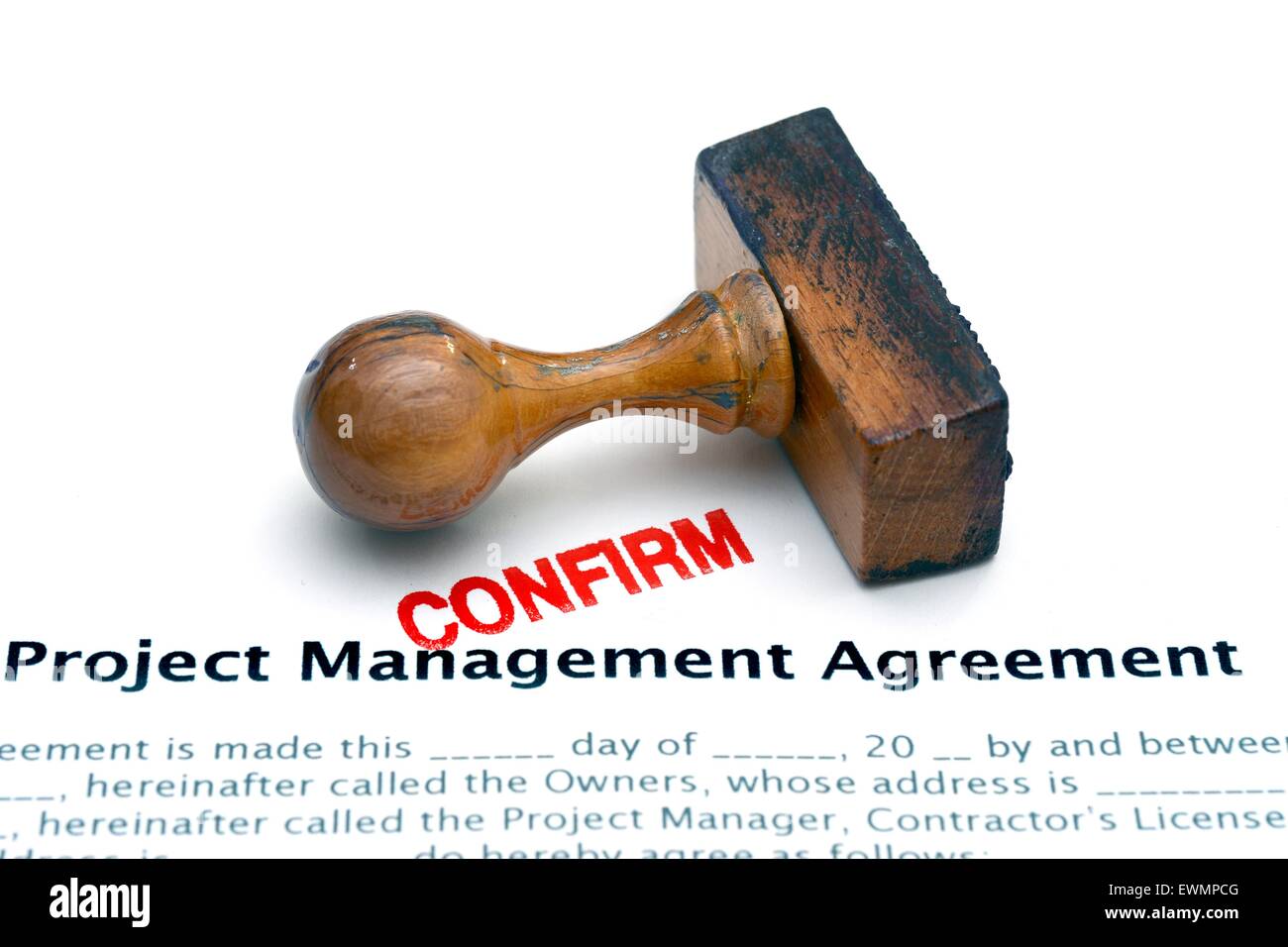 Project management agreement hi-res stock photography and images - Alamy