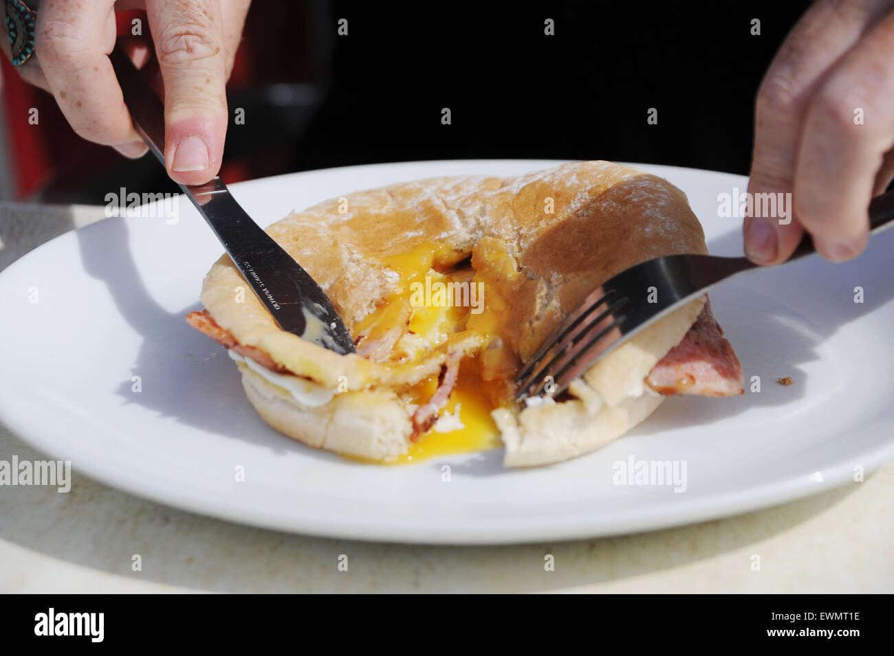Egg bacon bap hi-res stock photography and images - Alamy