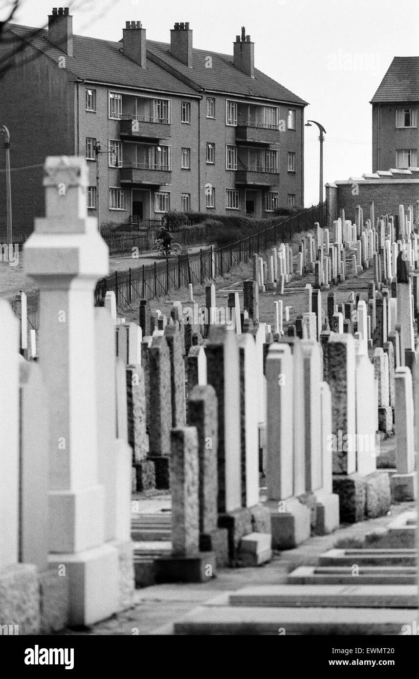 1970s photo cemetery hi-res stock photography and images - Alamy