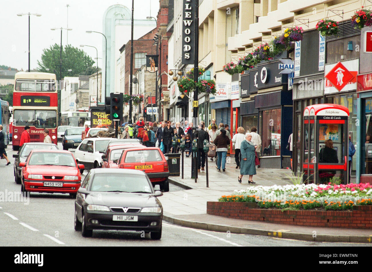 Abbey national high street bank hi-res stock photography and images - Alamy