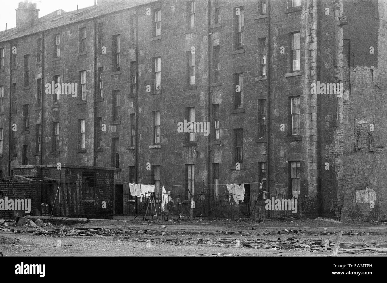 Poverty glasgow scotland hi-res stock photography and images - Alamy Poverty glasgow scotland hi-res stock photography and images - Alamy