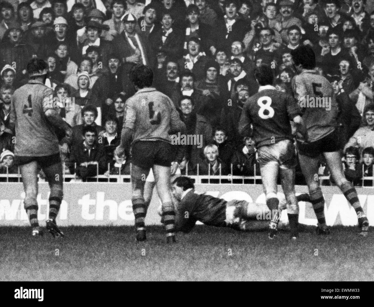 Cardiff arms park 1984 wales australia hi-res stock photography and ...