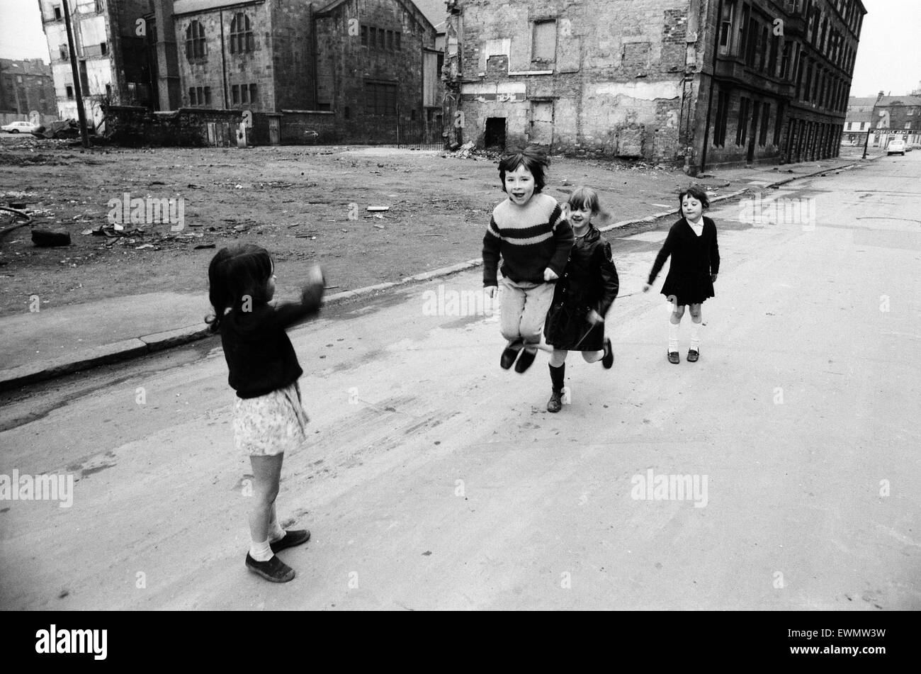 Glasgow slums hi-res stock photography and images - Alamy