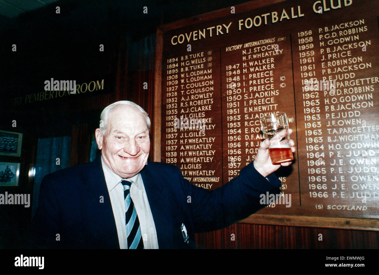 Harry walker rugby hi-res stock photography and images - Alamy