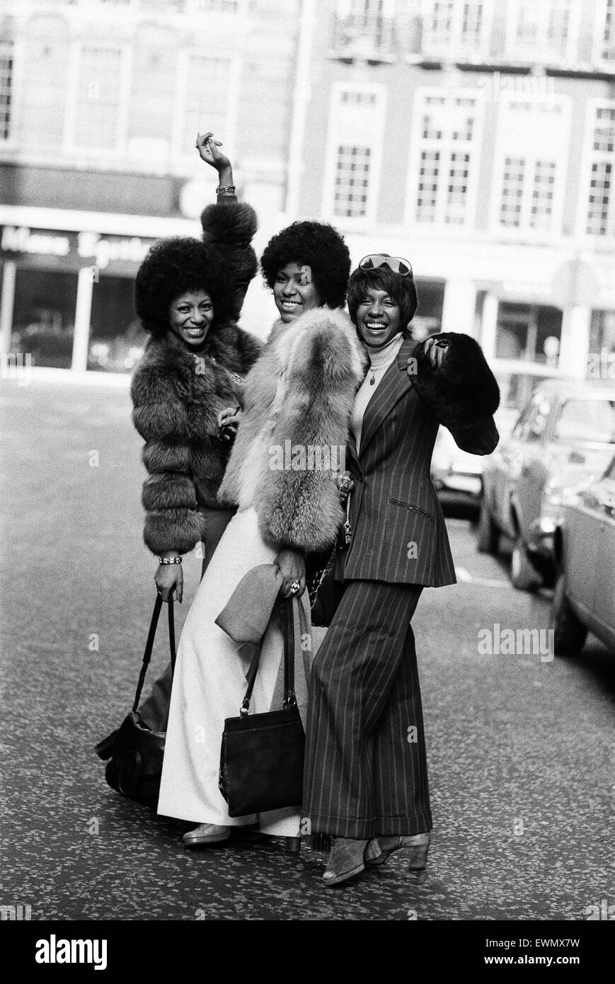 The Supremes, left to right, Lynda Lawrence, Jean Terrell and Mary ...