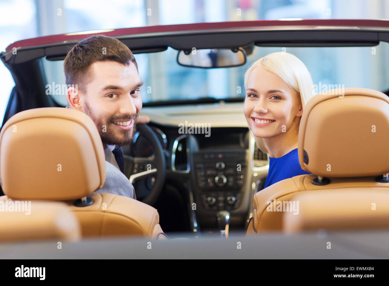 Happy couple sitting in car hi-res stock photography and images - Alamy