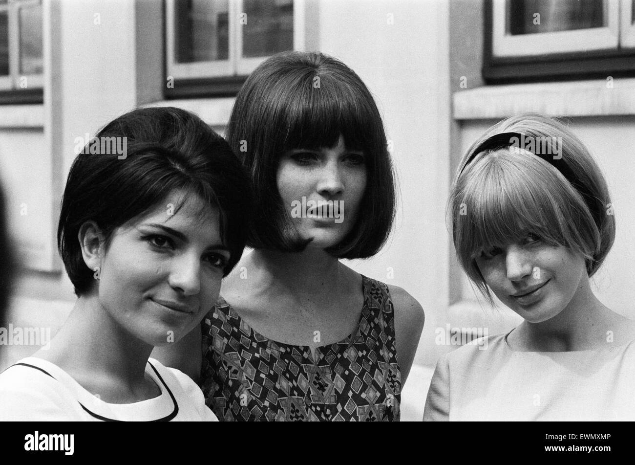 Sandie shaw hi-res stock photography and images - Alamy