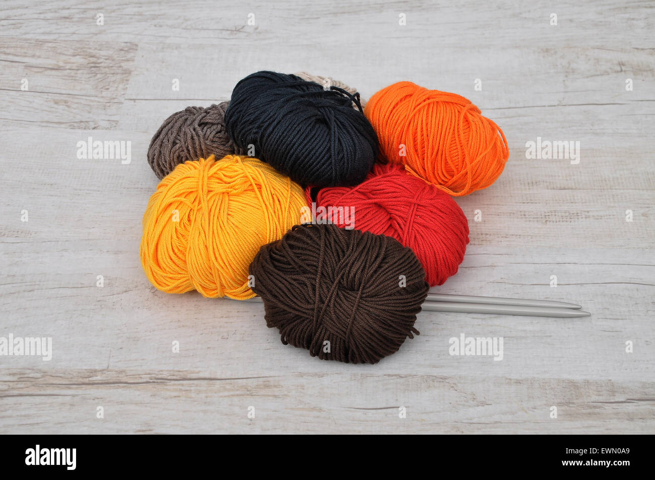 Wood wools hi-res stock photography and images - Alamy