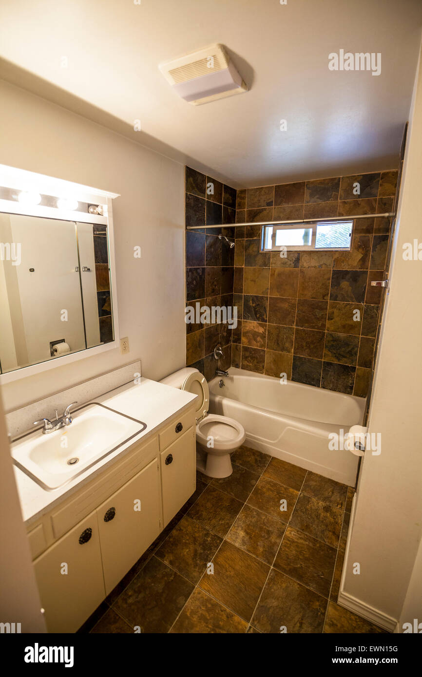 Ranch style home hi-res stock photography and images - Alamy