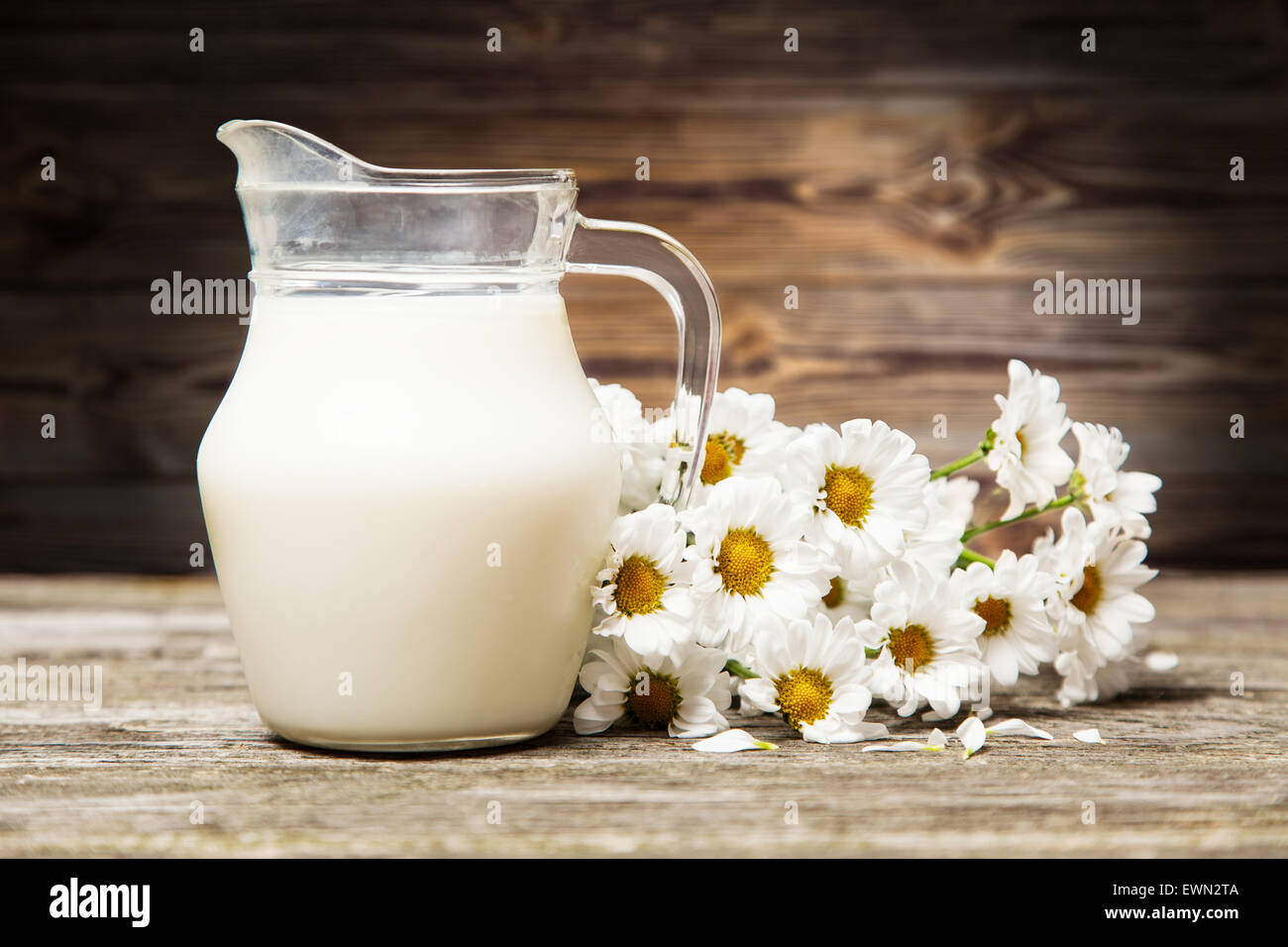 Milk flower hi-res stock photography and images - Alamy