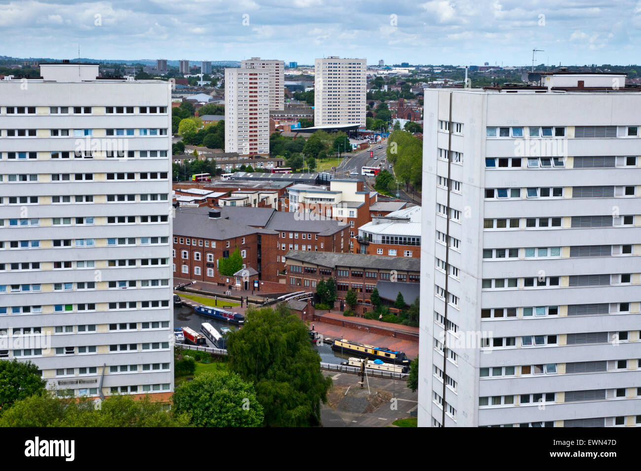 Tower blocks birmingham hi-res stock photography and images - Alamy