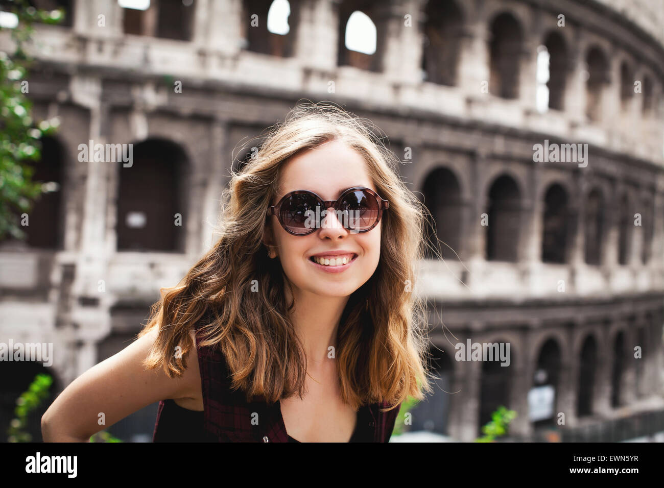 Female tourist in italy hi-res stock photography and images - Alamy