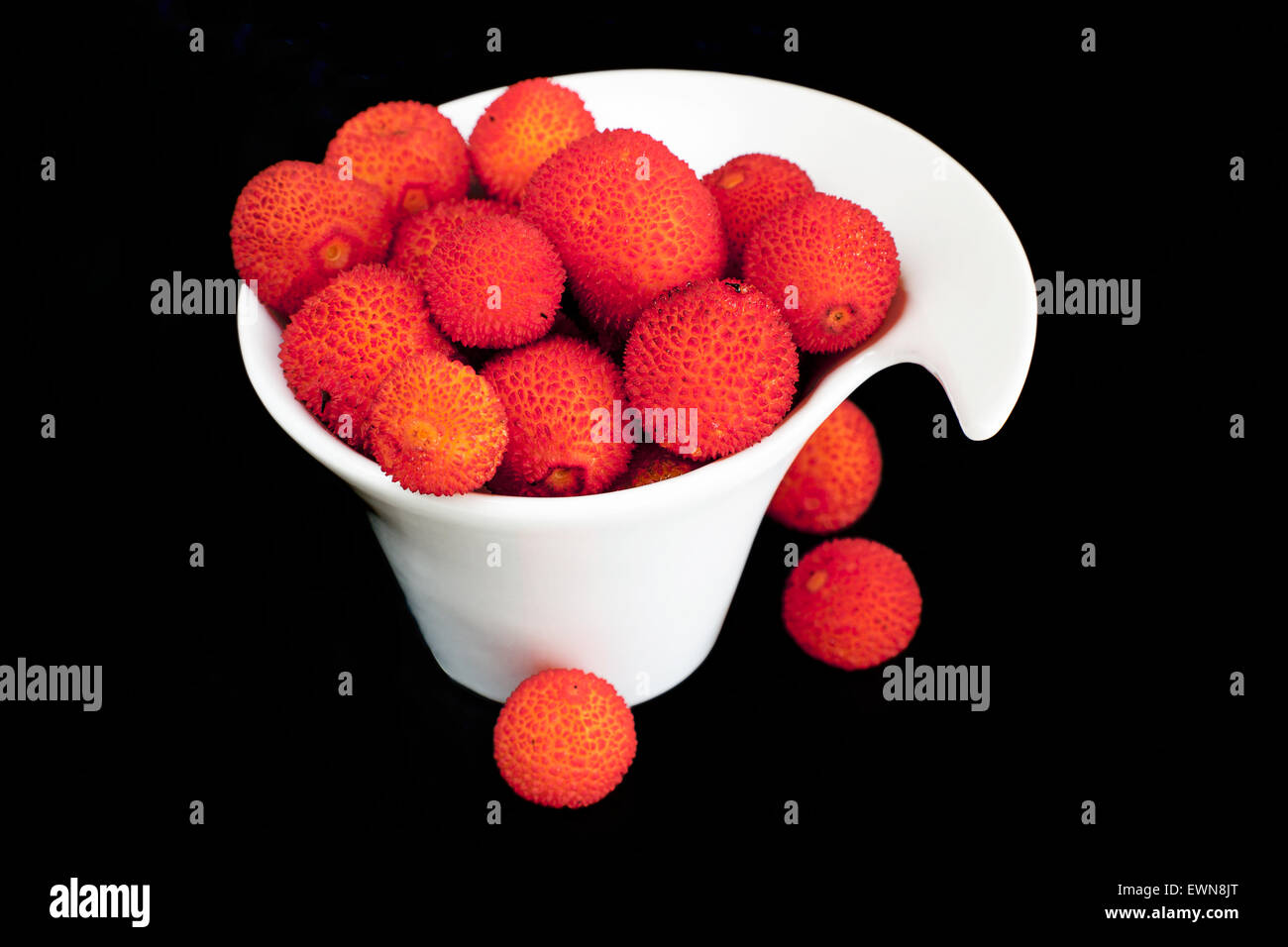 Round red fruits hi-res stock photography and images - Alamy