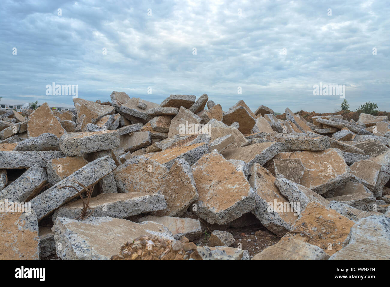 Crumbled concrete hi-res stock photography and images - Alamy