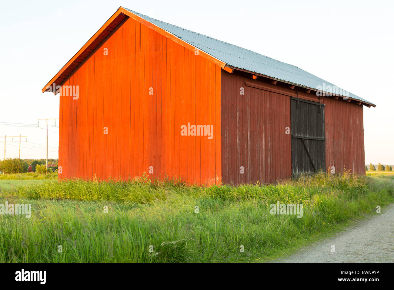Red black barn hi-res stock photography and images - Alamy