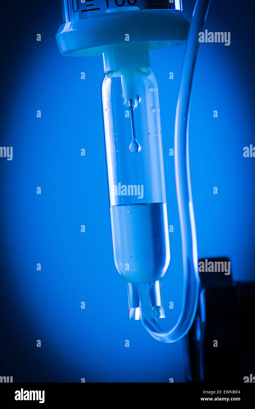 Saline solution hi-res stock photography and images - Alamy