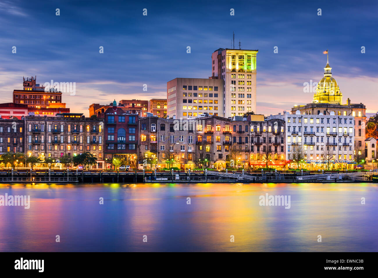 Savannah, Georgia, USA downtown skyline Stock Photo - Alamy