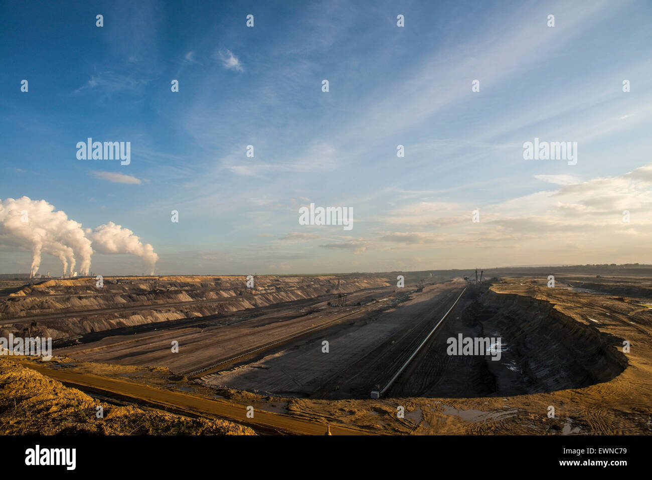 Germany garzweiler coal mine hi-res stock photography and images - Alamy