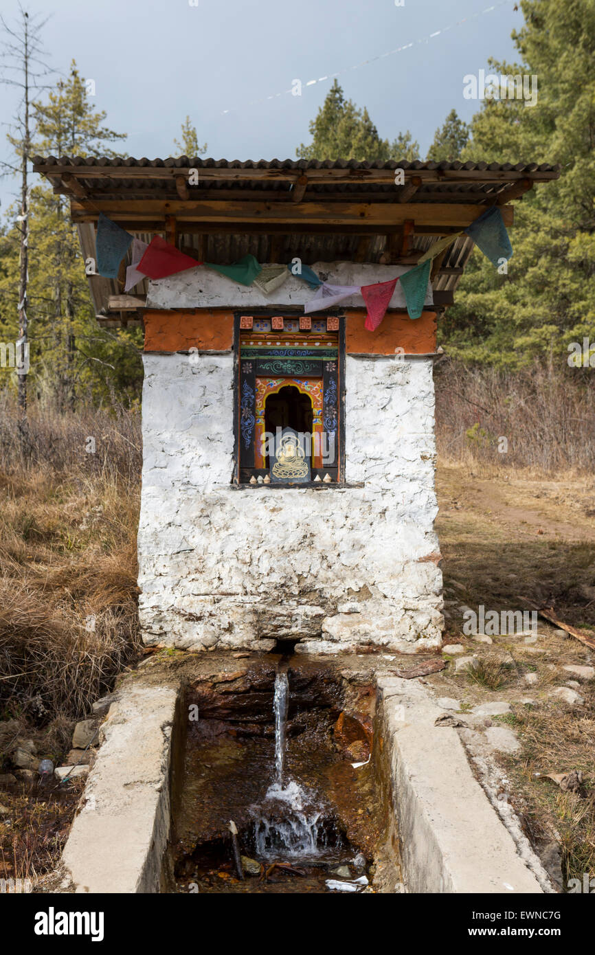 Water powered prayer wheel hi-res stock photography and images - Alamy