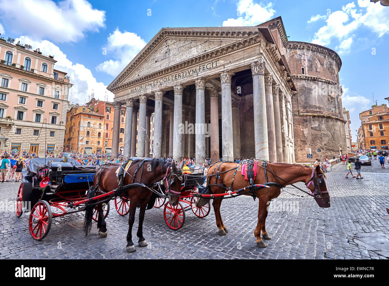 Pantheon building commissioned marcus agrippa hi-res stock photography ...