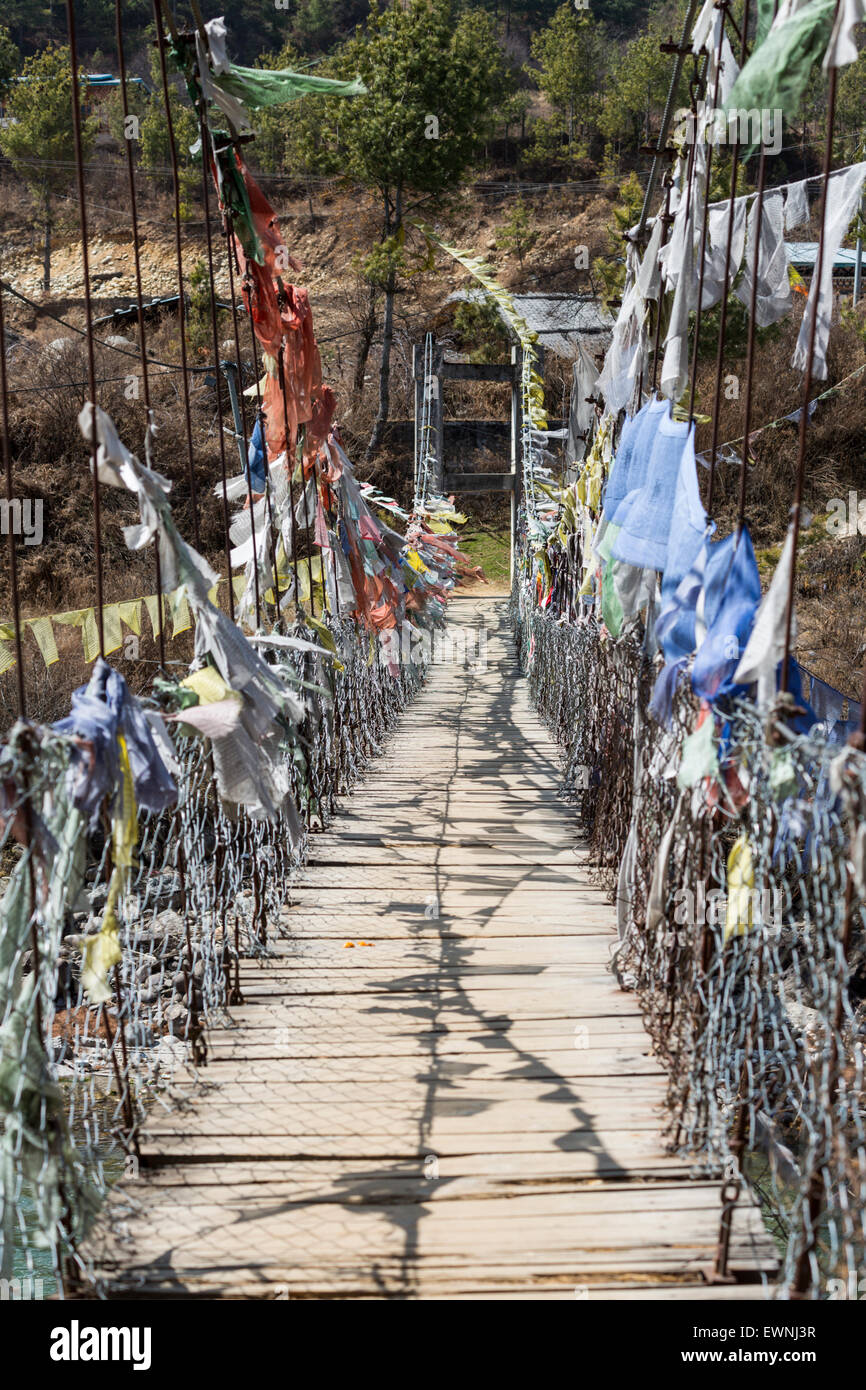Bridge with flags hi-res stock photography and images - Alamy