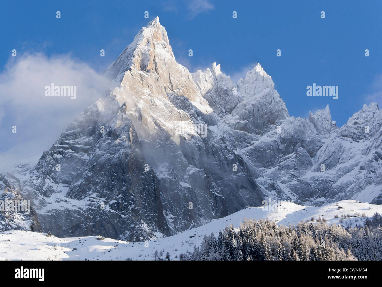 Glacier chamonix alps snow winter hi-res stock photography and images ...