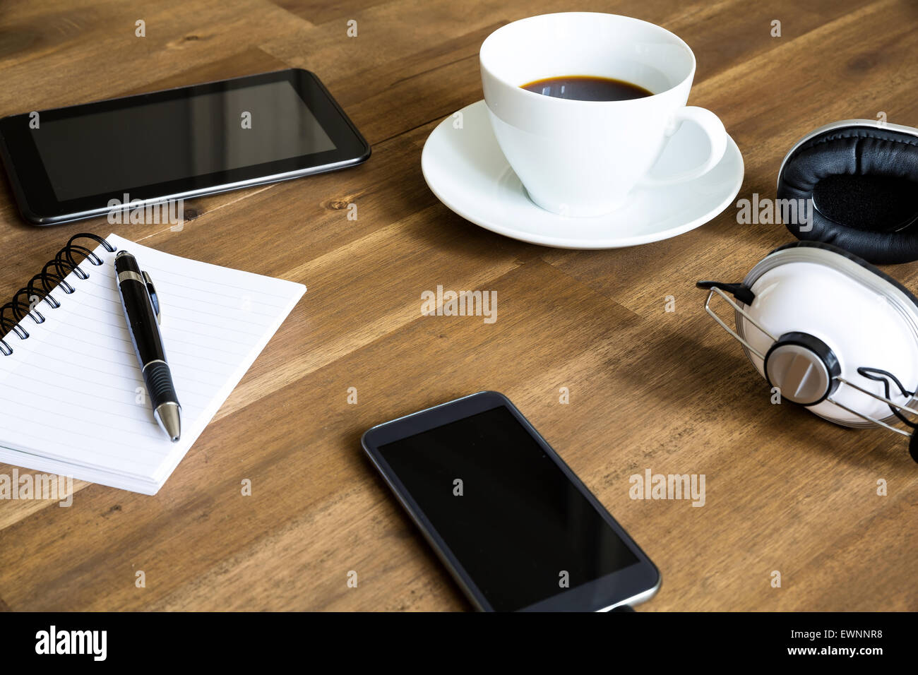 Digital tablet typing notes hi-res stock photography and images - Alamy