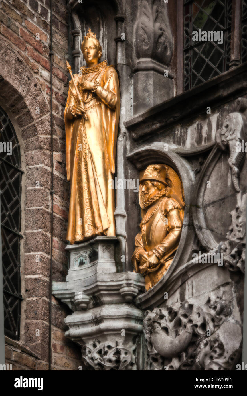 Gilded statues, historic district, Bruges, Belgium Stock Photo - Alamy