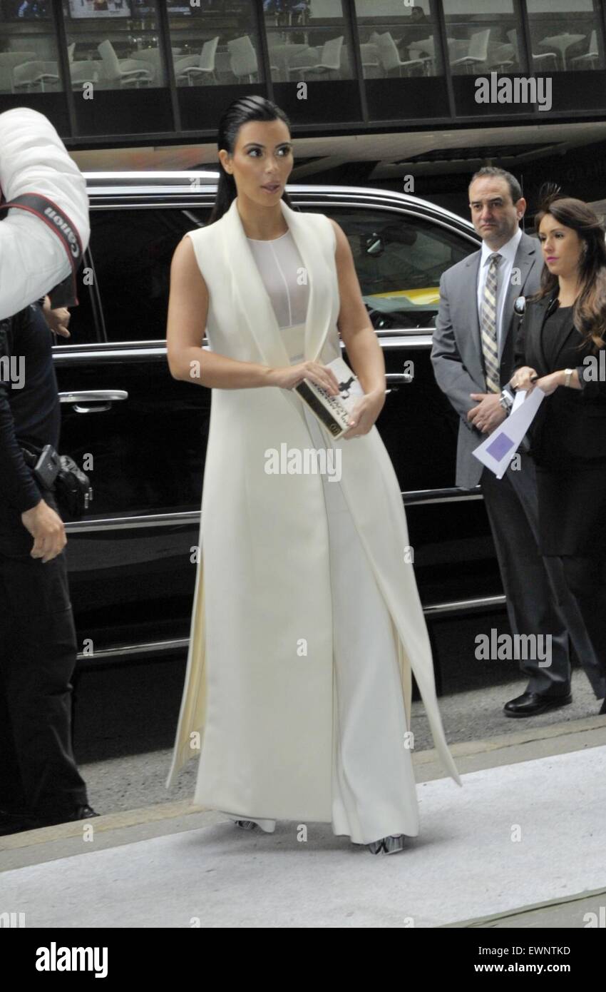 Kim Kardashian wears a dramatic white outfit to Variety's Power of ...
