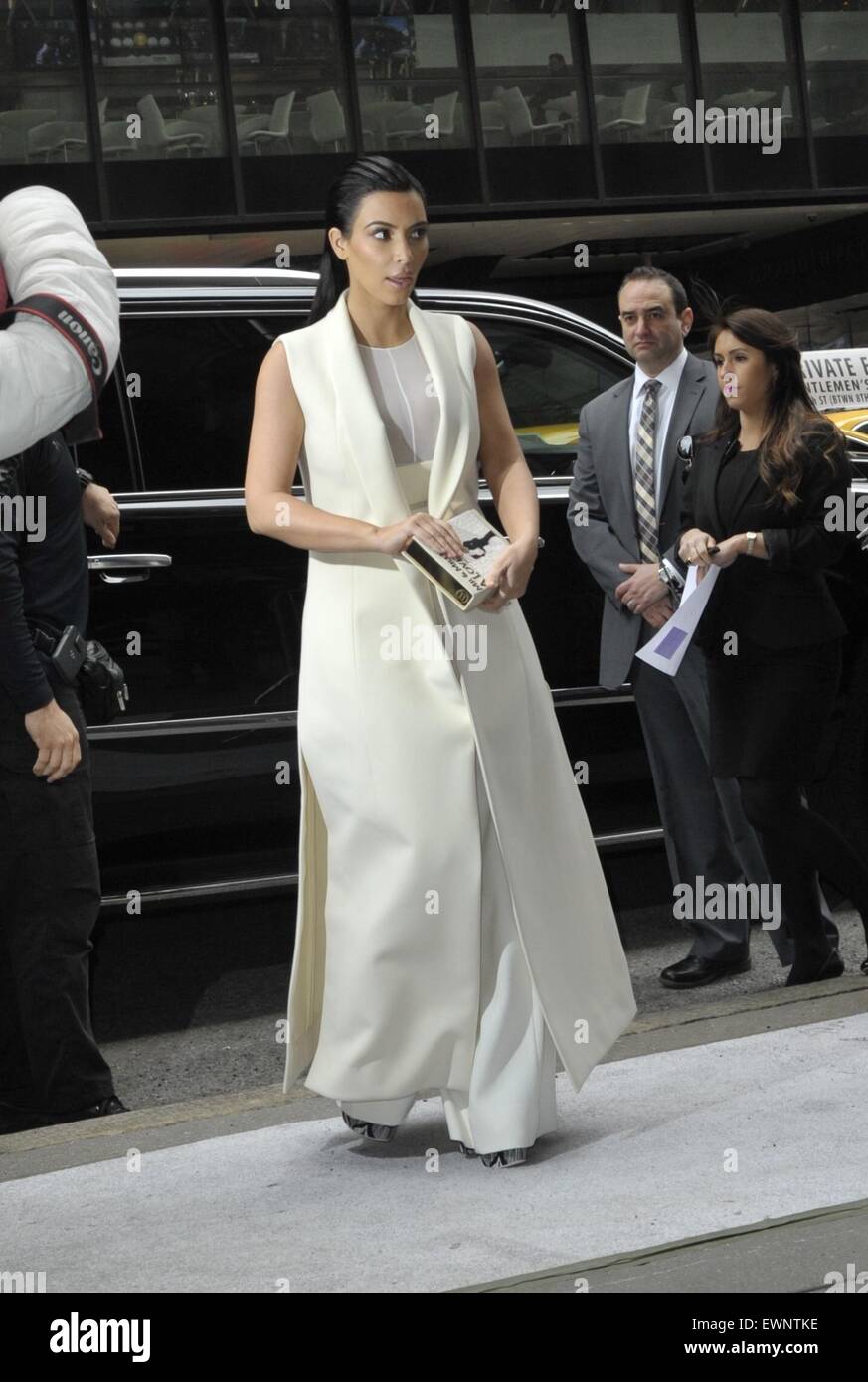 Kim kardashians shoes hi-res stock photography and images - Alamy