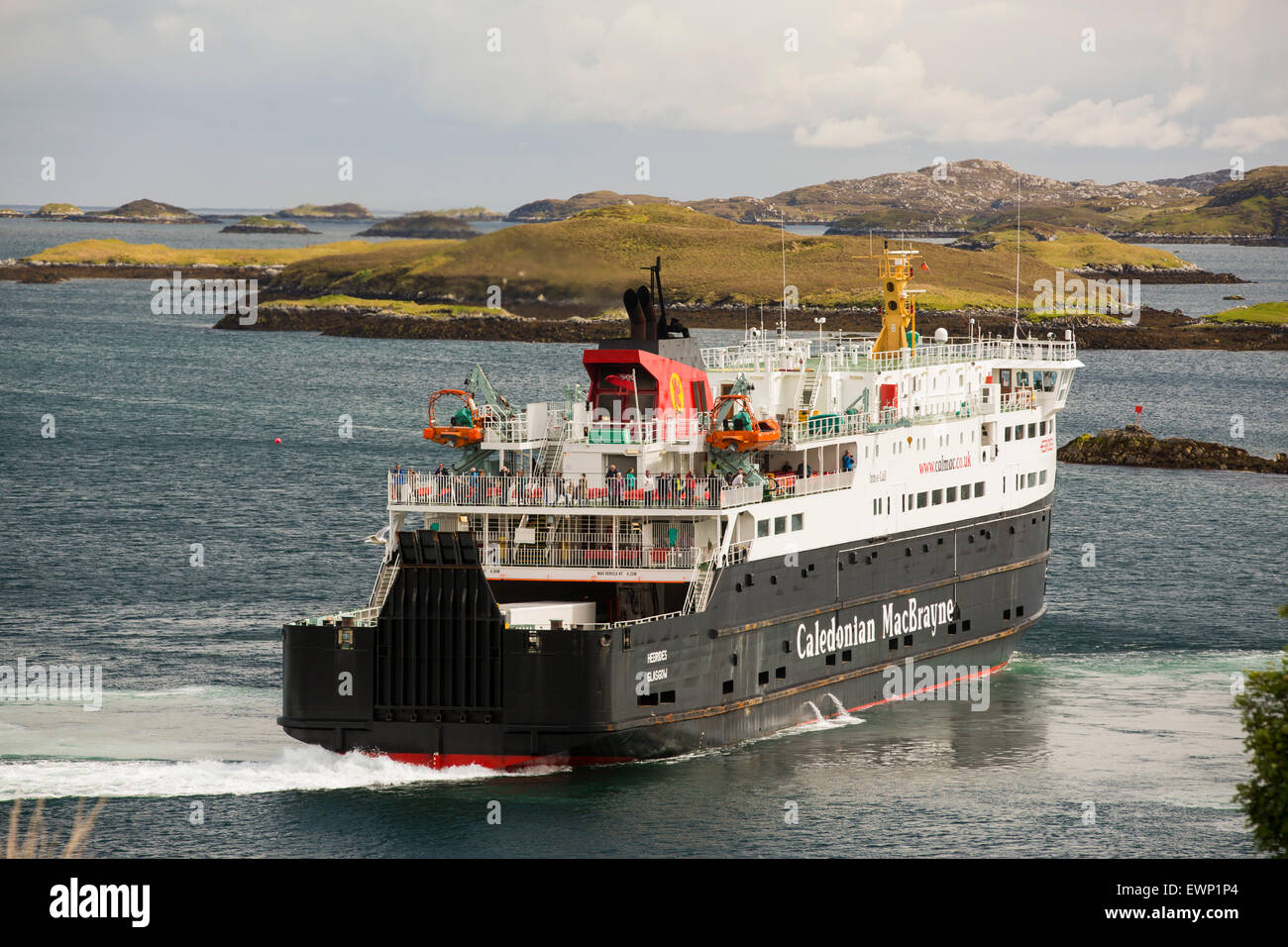 Harris calmac ferry hi-res stock photography and images - Alamy