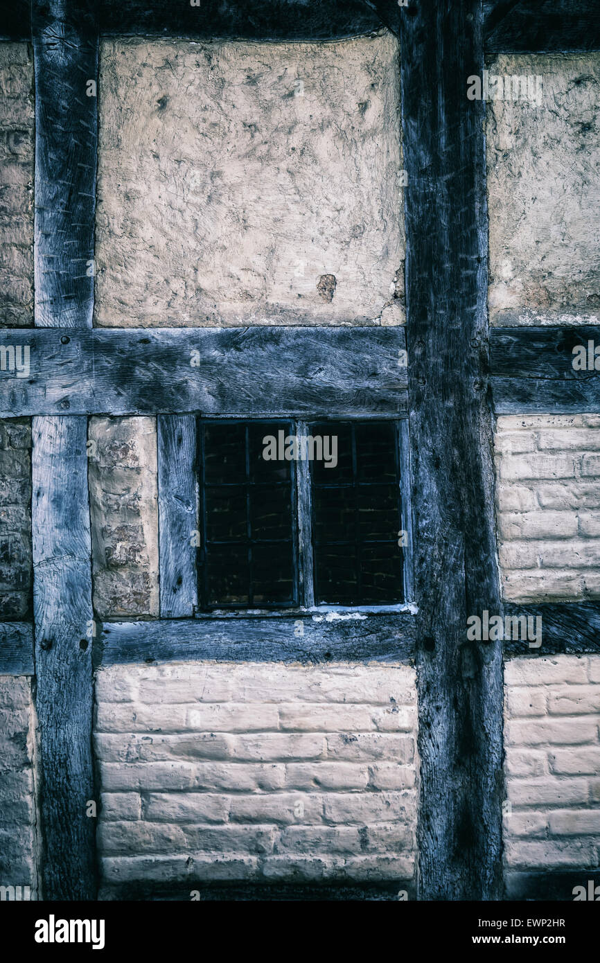 Old tudor house hi-res stock photography and images - Alamy