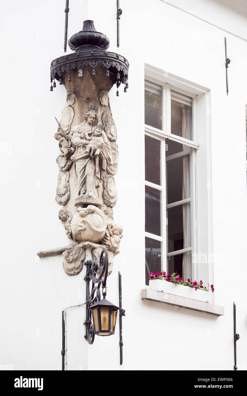 Marian statue, Antwerp, Belgium Stock Photo - Alamy