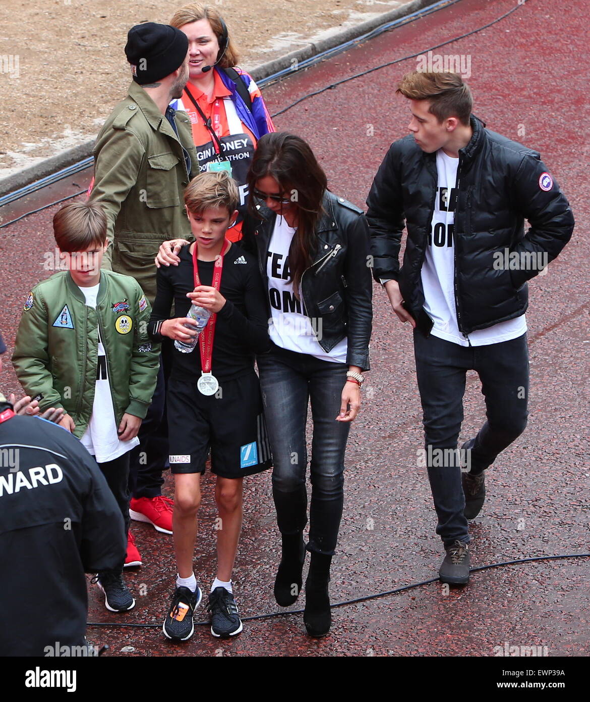 Virgin Money London Marathon 2015 Featuring: David Beckham, Brooklyn ...