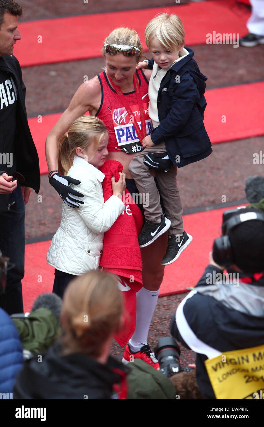 Paula Radcliffe finishes her Virgin Money London Marathon 2015 for the ...