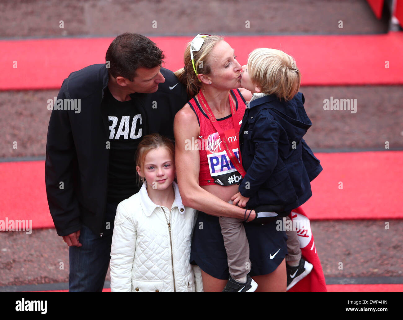 Paula Radcliffe finishes her Virgin Money London Marathon 2015 for the ...