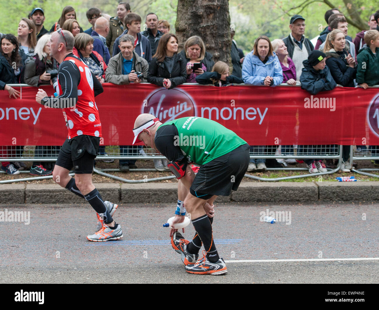 Finish 35th london marathon hi-res stock photography and images - Alamy