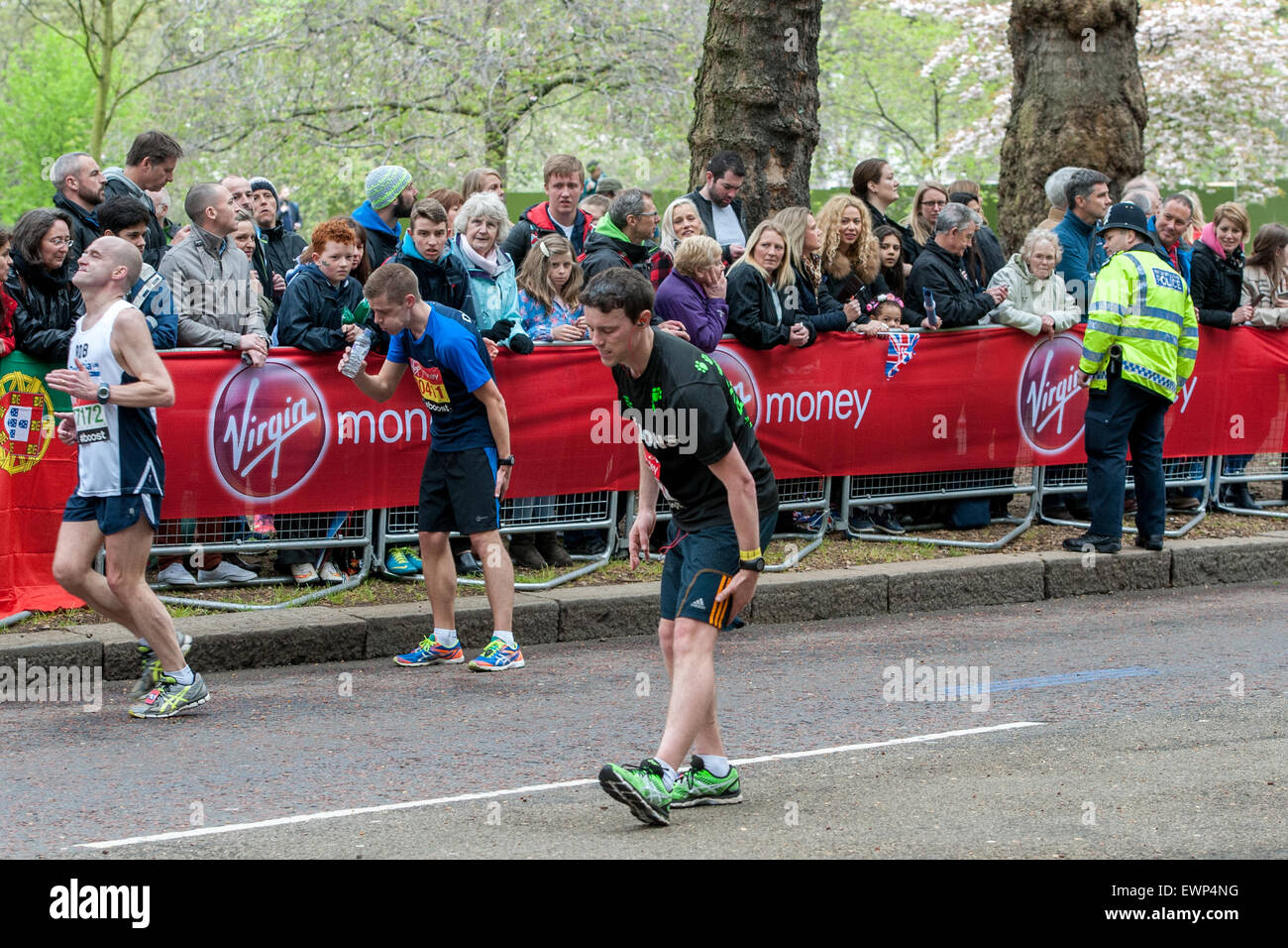 Finish 35th London Marathon High Resolution Stock Photography and ...