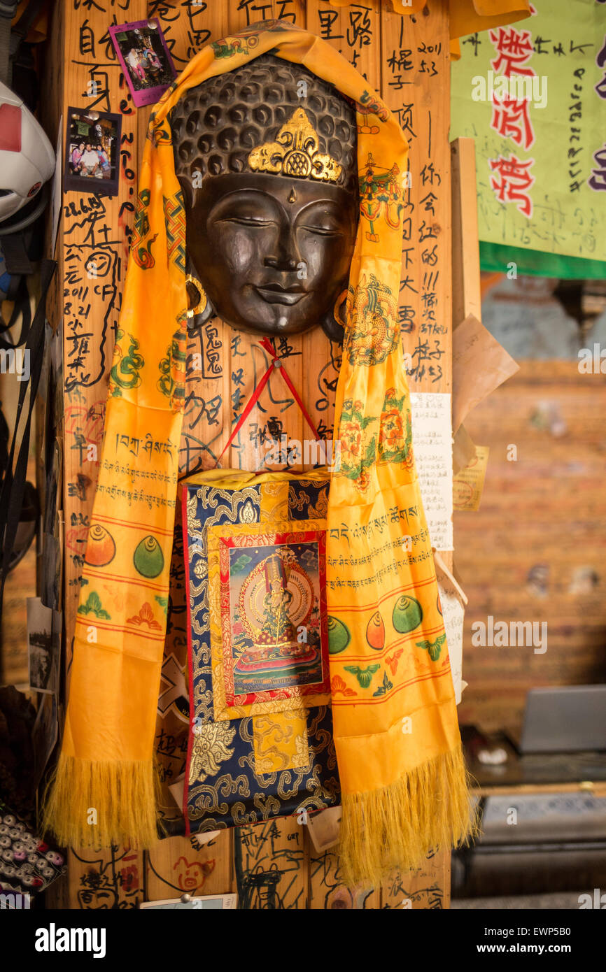 Buddhist symbols in everyday objects hi-res stock photography and ...