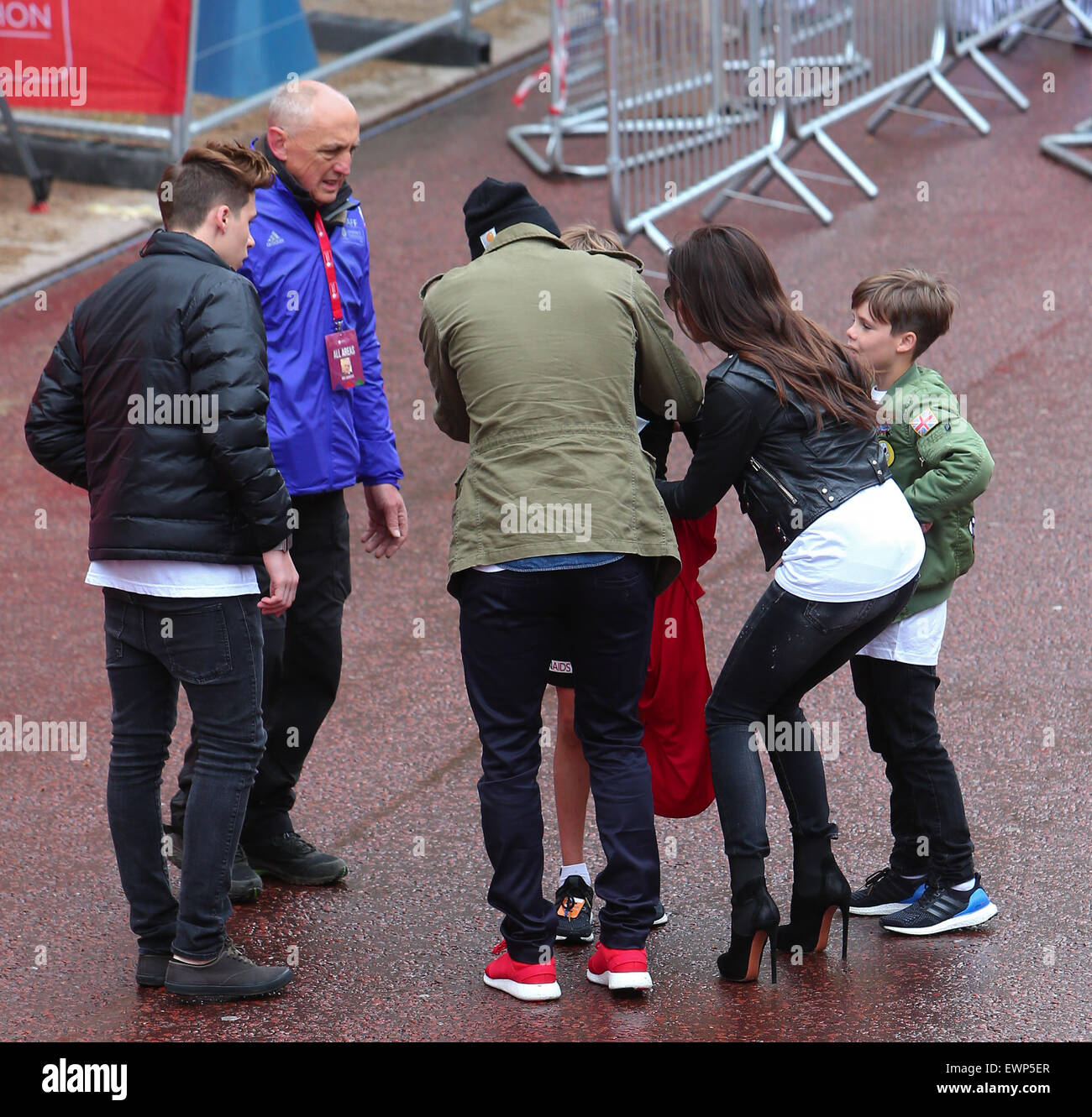 Virgin Money London Marathon 2015 Featuring: David Beckham, Victoria ...
