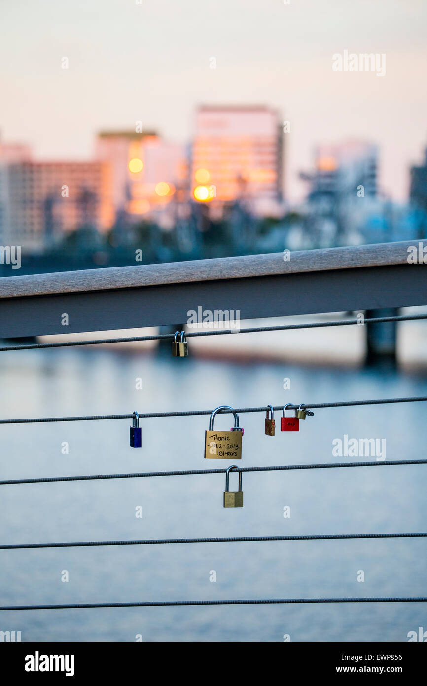 Love locks on bridge in Melbourne, Australia Stock Photo - Alamy